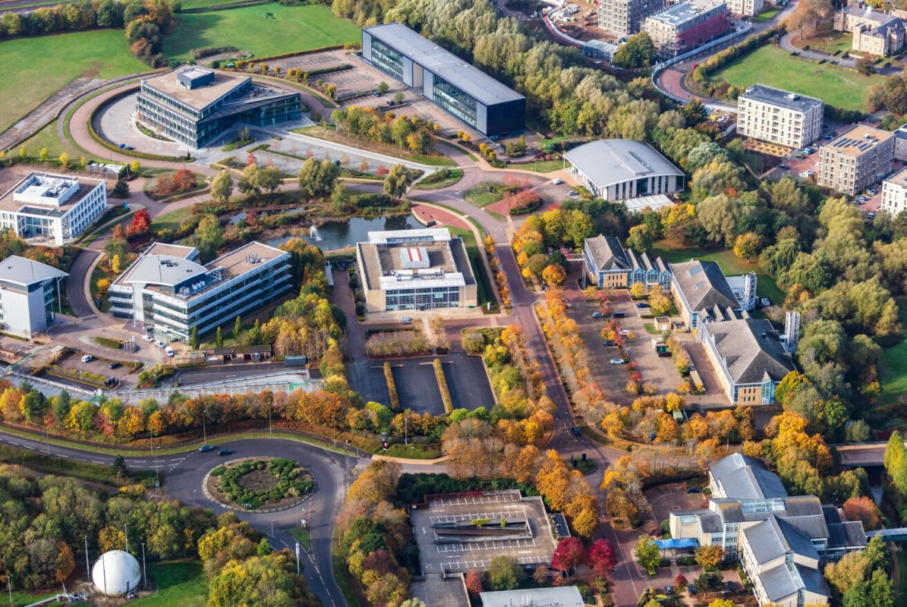 Thames Travel launches new Oxford Science Park bus service - Oxford Bus Company and Thames Travel